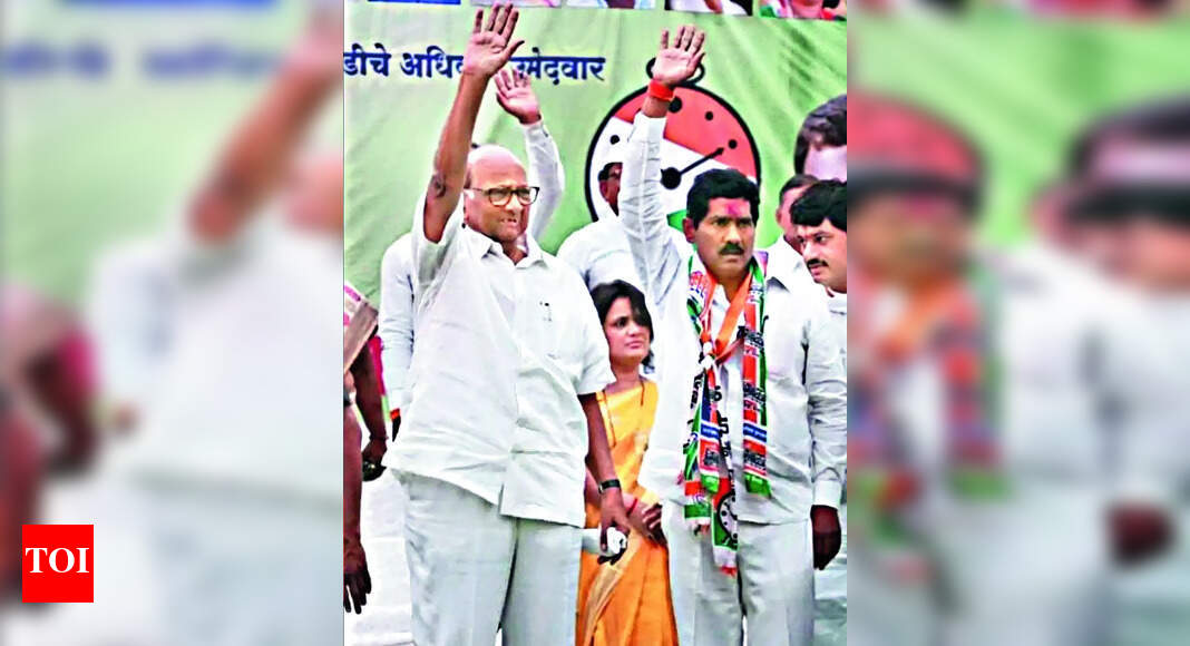 Sharad Pawar: Beed MP Bajrang Sonawane Stands Firm with Sharad Pawar ...