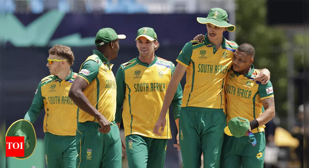 South Africa become the first team to qualify for Super Eight stage of ...