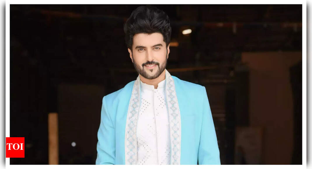 Playing a negative role on TV is more fun: Manas Shah - Times of India