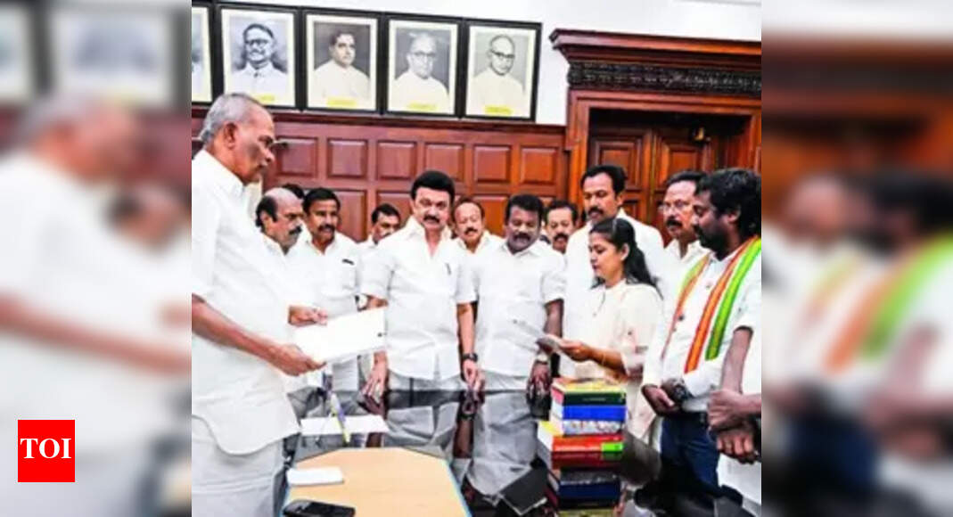Vilavancode MLA: New MLA of Vilavancode sworn in | Chennai News - Times ... Vilavancode MLA: New MLA of Vilavancode sworn in | Chennai News - Times ...