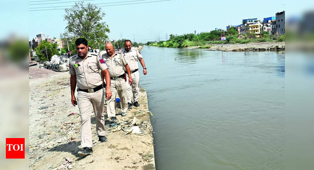 Water Theft: Delhi Police Crack Down on Water Theft at Munak Canal ...