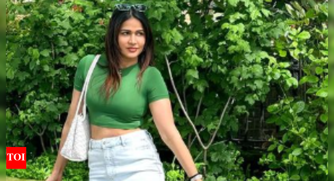 Pawan Kalyan: Lavanya Tripathi misses Pawan Kalyan's oath-taking ceremony due to injury ...