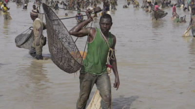 A pond in warming Mali is disappearing, and Unesco-listed fishing ...