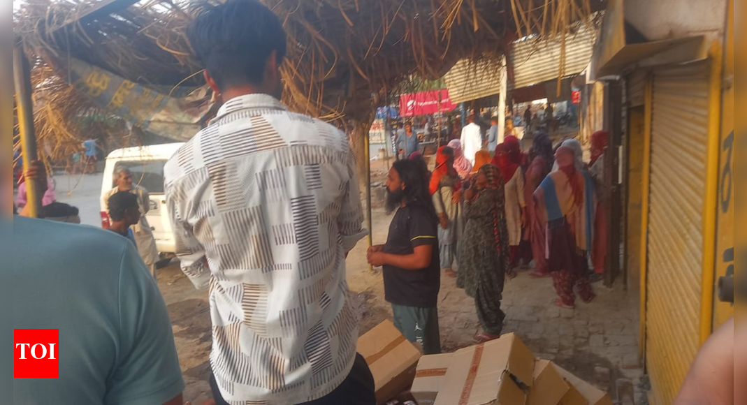 Women remove liquor vend located nearby a government school in Haryana’s Jind district | Jind ...