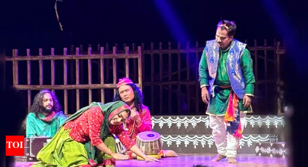 Babuji: A play that makes one think about artistes and the price they ...