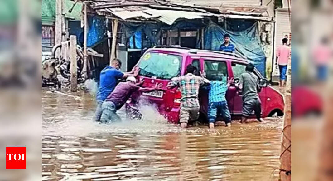 Flooding: Residents of Chandmari and Hatigaon Sijubari Frustrated Over ...