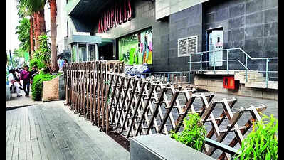Mall: Acropolis Mall Fire: ₹1.5cr Loss Daily, 4k Livelihoods Affected ...