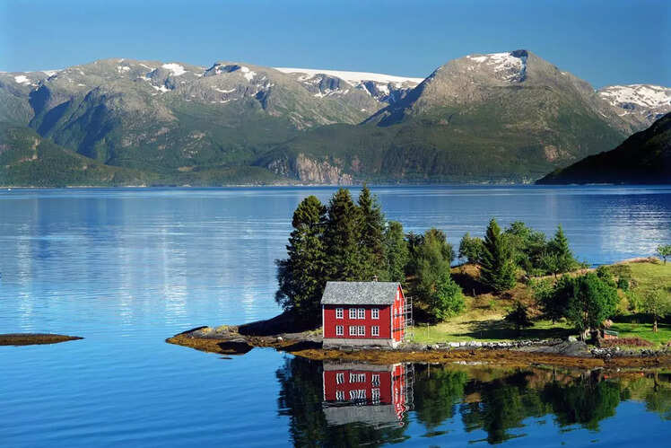 Most Isolated Places: 7 Most Isolated Places on Earth to visit for ...