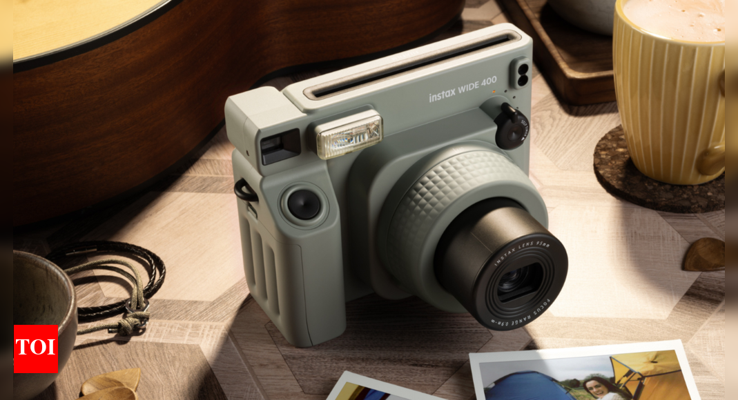 Fujifilm launches Instax WIDE 400 and new colours for mini LiPlay in ...
