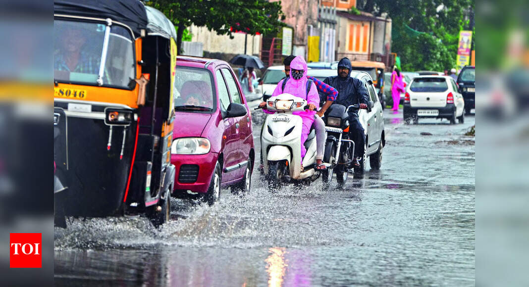 Kolhapur: Toraskarwadi waterfall shut as rain returns to Kolhapur ...