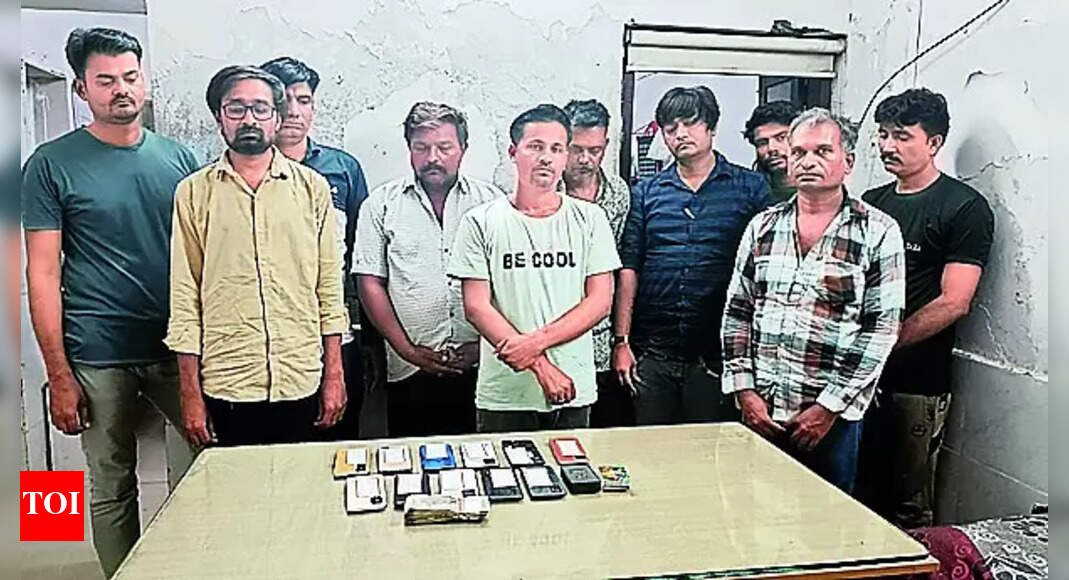 Gambling: 150 arrested for gambling | Surat News - Times of India
