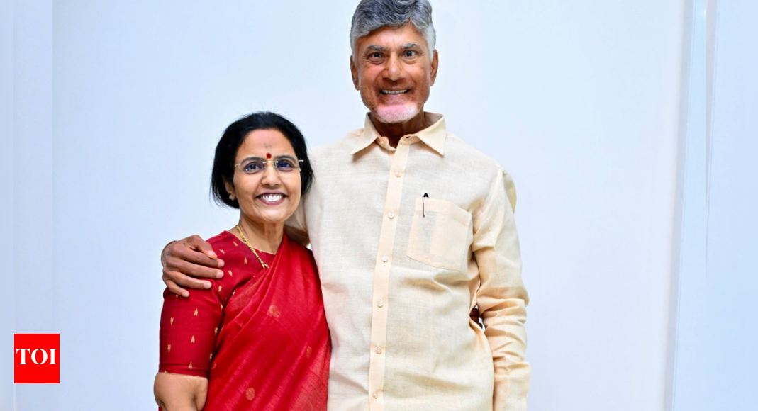 'You're my everything': Nara Bhuvaneswari thanks husband Chandrababu Naidu for birthday wish ...