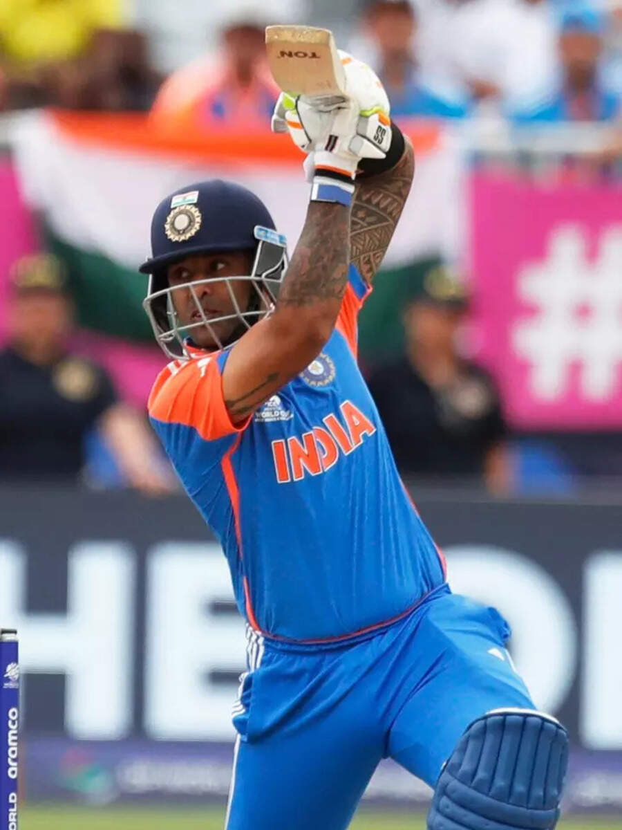 T20 World Cup: Top 5 Batters to Hit Most T20i Sixes Than Suryakumar ...