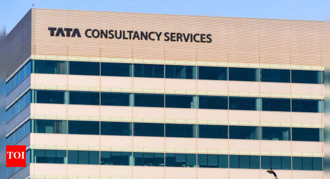 TCS' 80,000 skills gap; world's largest 'AI-ready workforce' and more ...