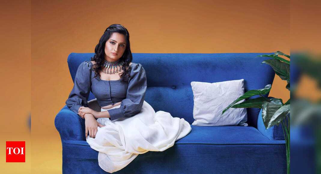 Madhubanti celebrates the essence of music on World Music Day | Bengali ...