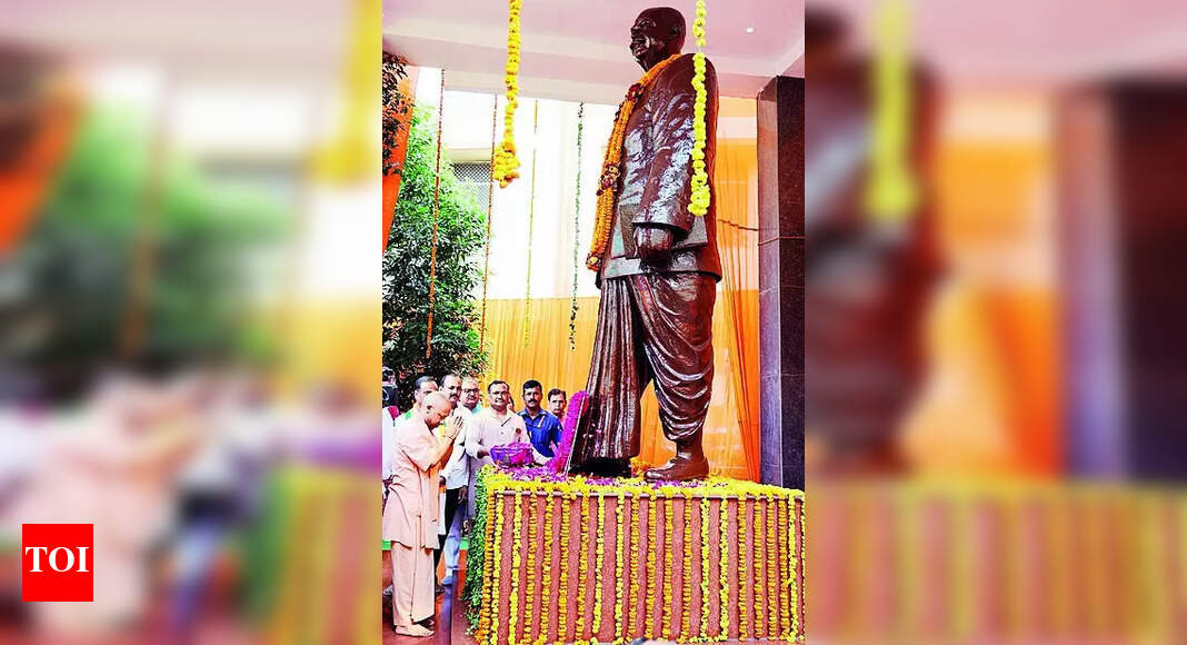 Shyama Prasad Mookerjee: Syama Prasad Mookerjee: Dedicated to Unity and ...