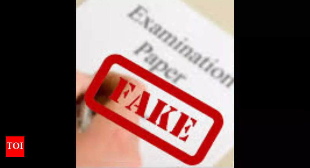 Case registered for bid to sell online fake question paper of MPPSC ...