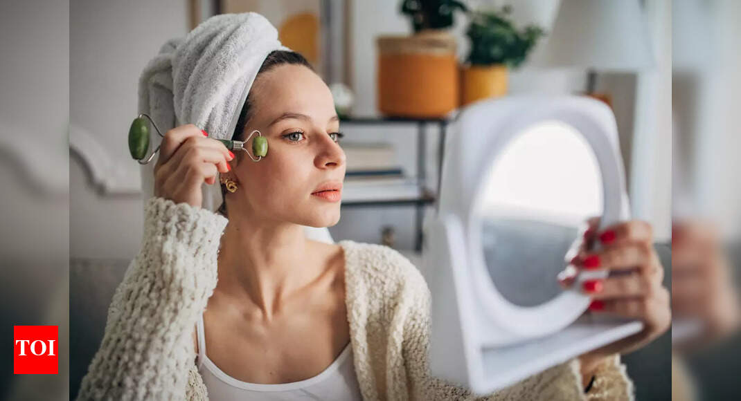 Acne Prone Skin Guide: The ultimate guide to using essential oils and ...