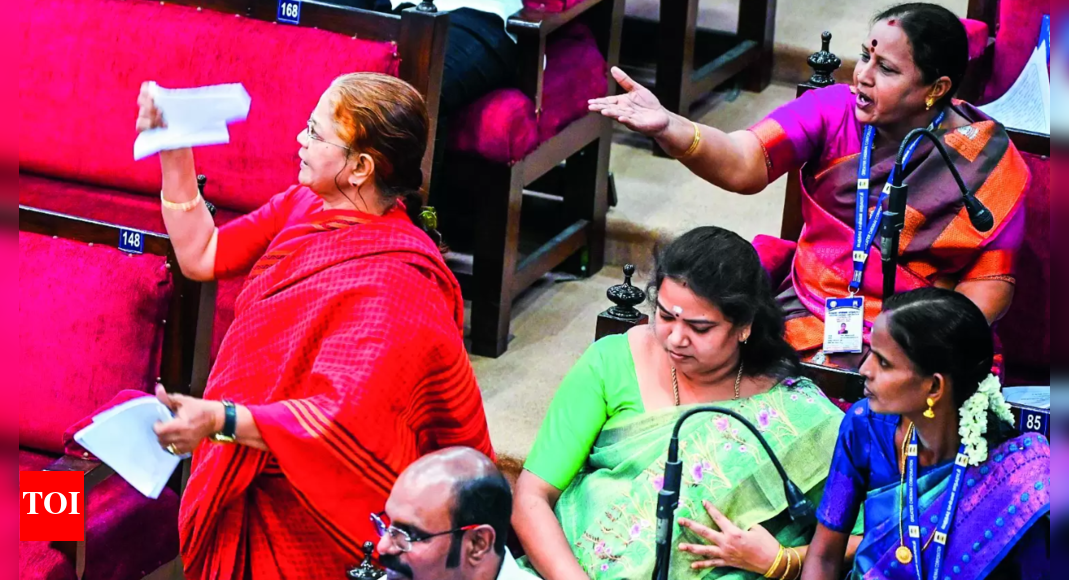 Chandru Panel Report: BJP councillor tears Chandru panel report ...