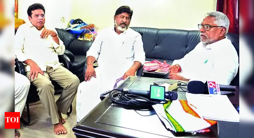 Jeevan Reddy: 'Aggrieved' Jeevan Reddy to Quit MLC Post | Hyderabad ...