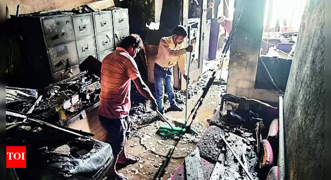 Fire: Fire Breaks Out at PNB Branch in Panchkula | Chandigarh News ...