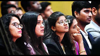IIM-V: IIM-V Sets Example with Nearly 40% Female Students in Gender ...