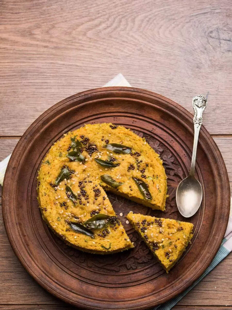 Gujarati-Style Handvo Recipe, A Savoury Cake For Healthy Snacking ...