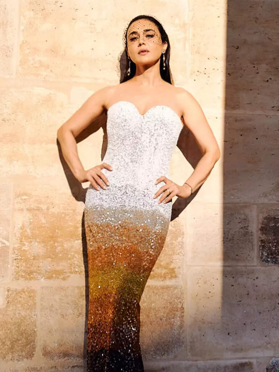 Preity Zinta takes Paris by storm with her breathtaking look in an ...