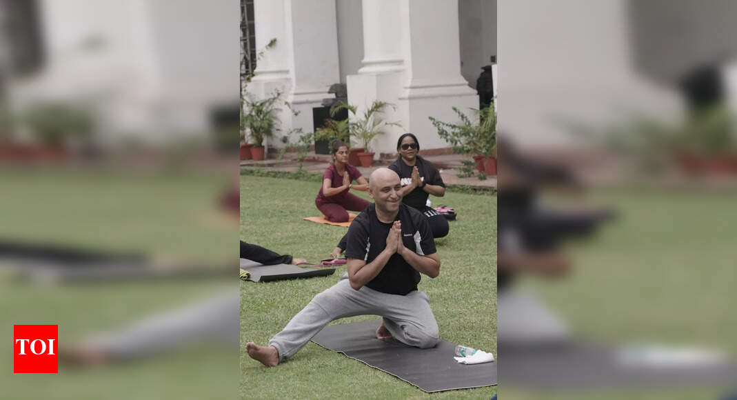 BDHC and Indian Museum host a yoga session to commemorate International ...