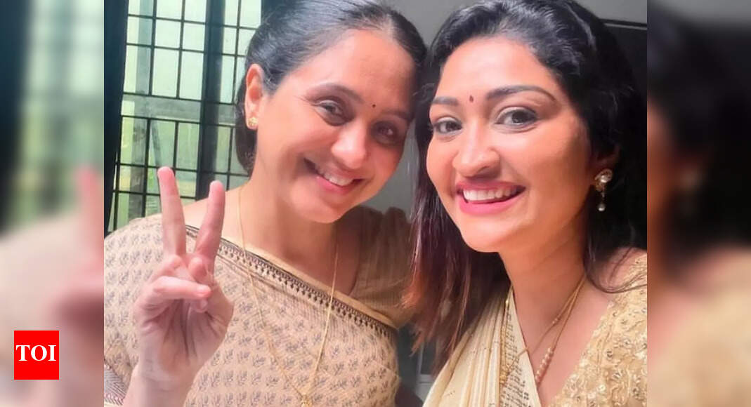 Vanathai Pola actress Neelima Rani meets Devayani, says ' Her warmth ...