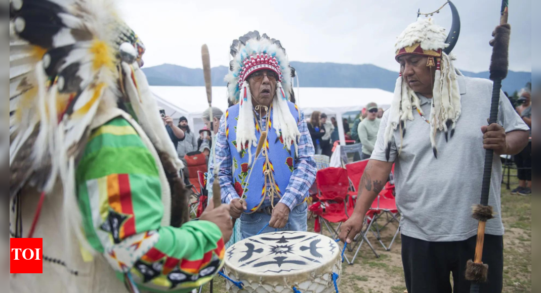 Native American ceremony celebrates rare white buffalo birth in ...