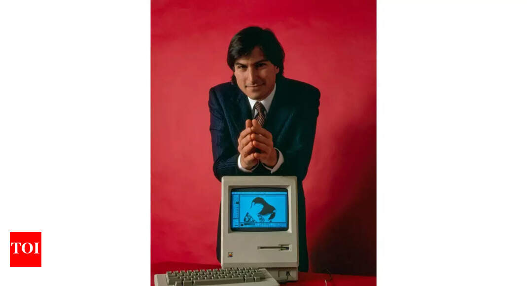Apple co-founder Steve Jobs' 40-year-old ‘iconic’ Mac ad suit is up for ...