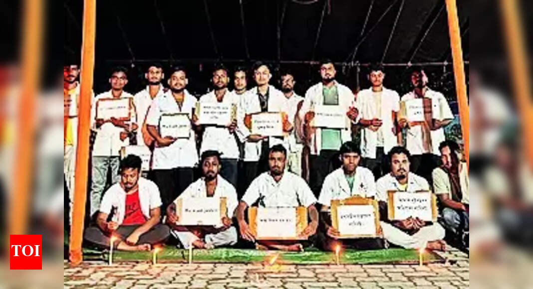 Pharma Grads: Pharma Graduates Protest Delay in Registration | Guwahati ...