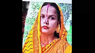 Pregnant woman dies at Delhi govt hospital, kin cry foul | Delhi News - Times of India