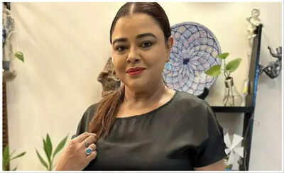 Gulfam Khan Hussain: The entourage culture is unfair to producers and ...