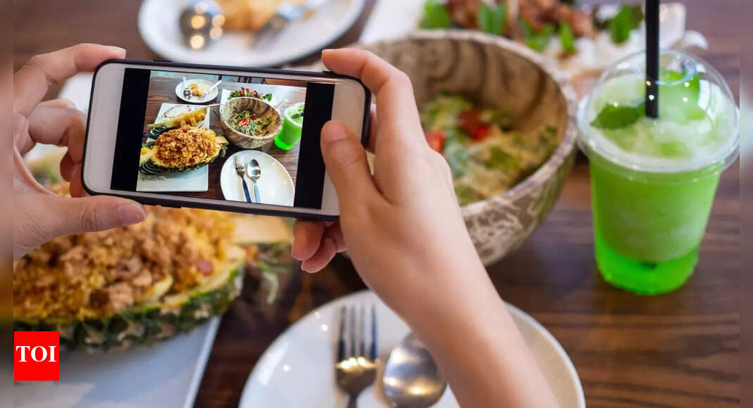 5 Easy Steps to Become a Food Blogger | - Times of India
