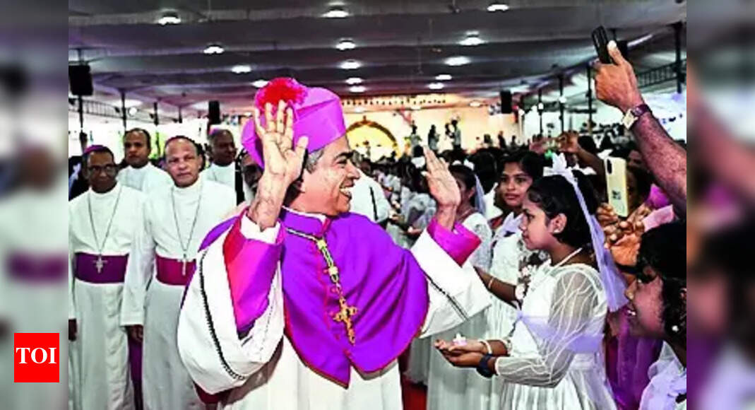 Bishop: Monsignor Antony Valungal Consecrated as Auxiliary Bishop of ...