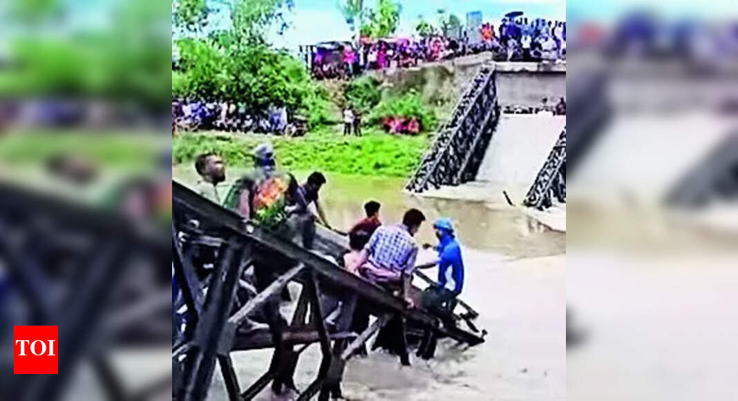 Truck plunges into river as bridge collapses in Imphal, driver dies ...