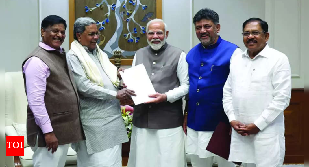 Karnataka CM meets PM Narandra Modi, pushes for Mhadei river project ... Karnataka CM meets PM Narandra Modi, pushes for Mhadei river project ...