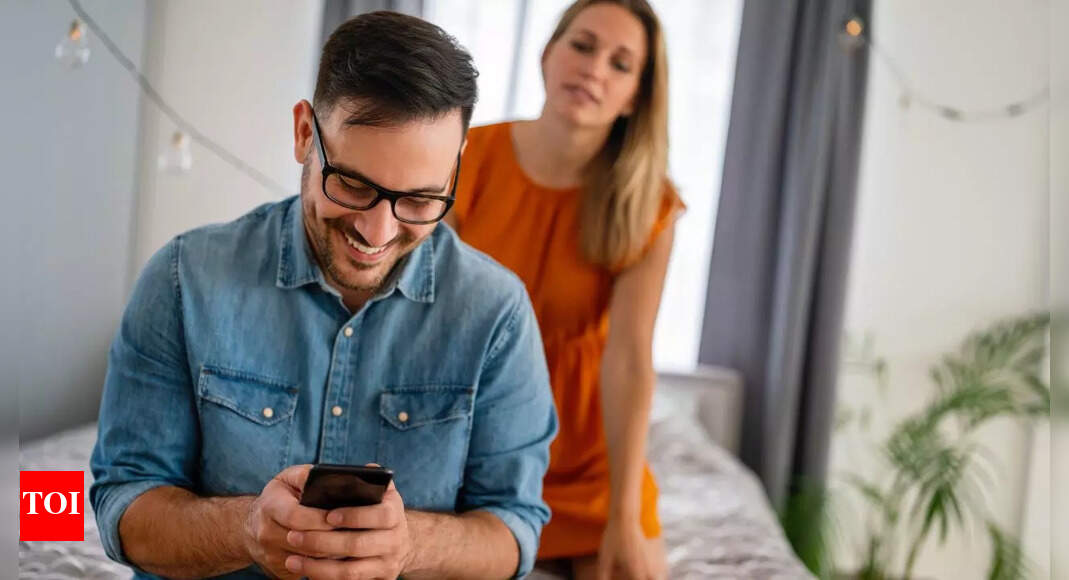 Micro Cheating: Are you micro cheating in your relationship? Know what ...