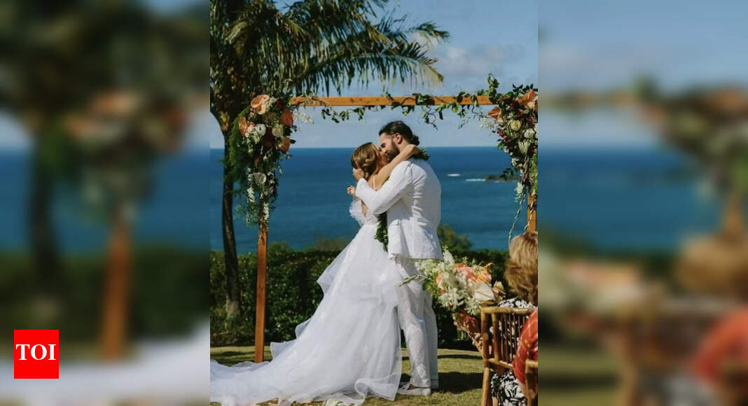 Power Couple Becky Lynch and Seth Rollins celebrate their three-year ...