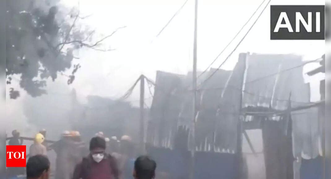 Massive fire at engine oil factory in Kolkata | Kolkata News - The ...