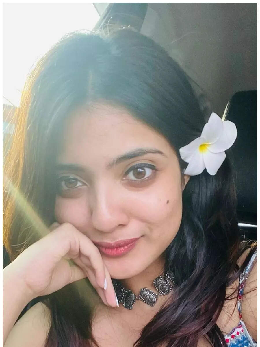 How Nandana Varma enchants all with her dazzling eyes | Times of India