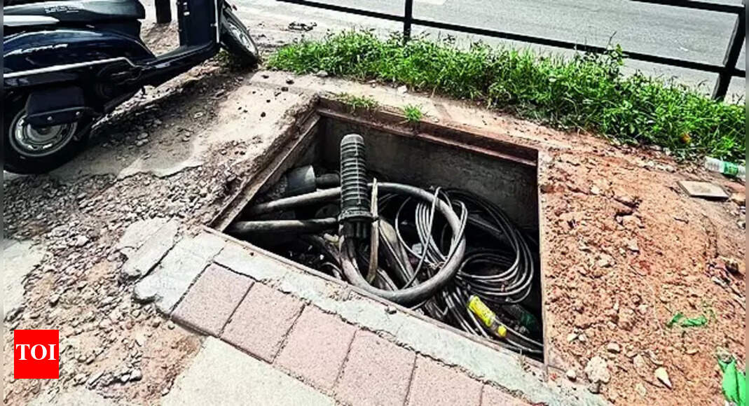 Pavement: Pavement Pits Pose Safety Risk for Kids in Bengaluru ...