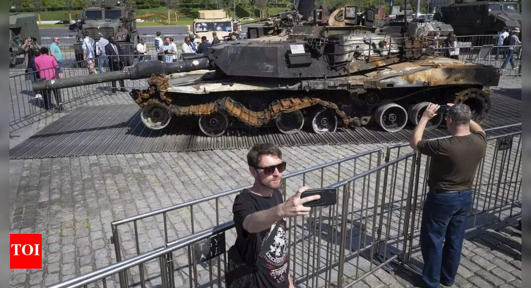 Ukraine eyes AI as weapon against Russia, ushering in age of killer ...