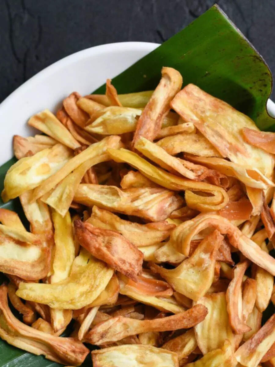 Kerala Crunchy Jackfruit Chips, Chakka Chakka Varuthathu Are The ...