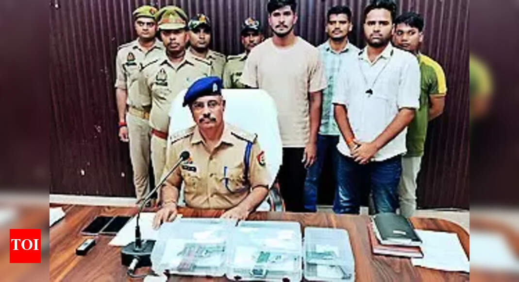 Arms Seized: Huge Cache of Arms Seized; 1 Arrested | Varanasi News ...