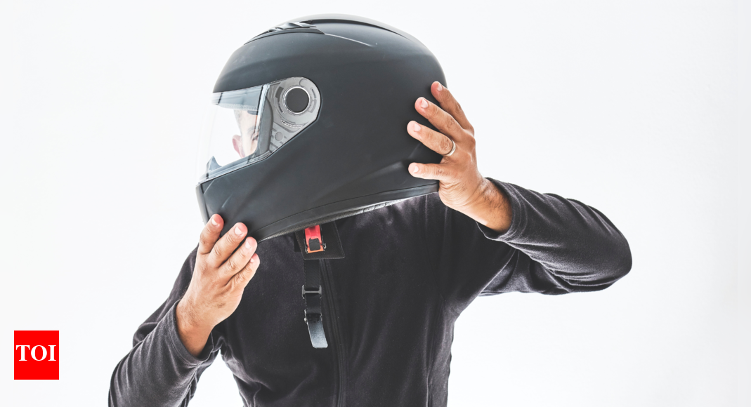 Drive Safe and Protect Your Head Wearing the Best Helmets Under 2000 ...