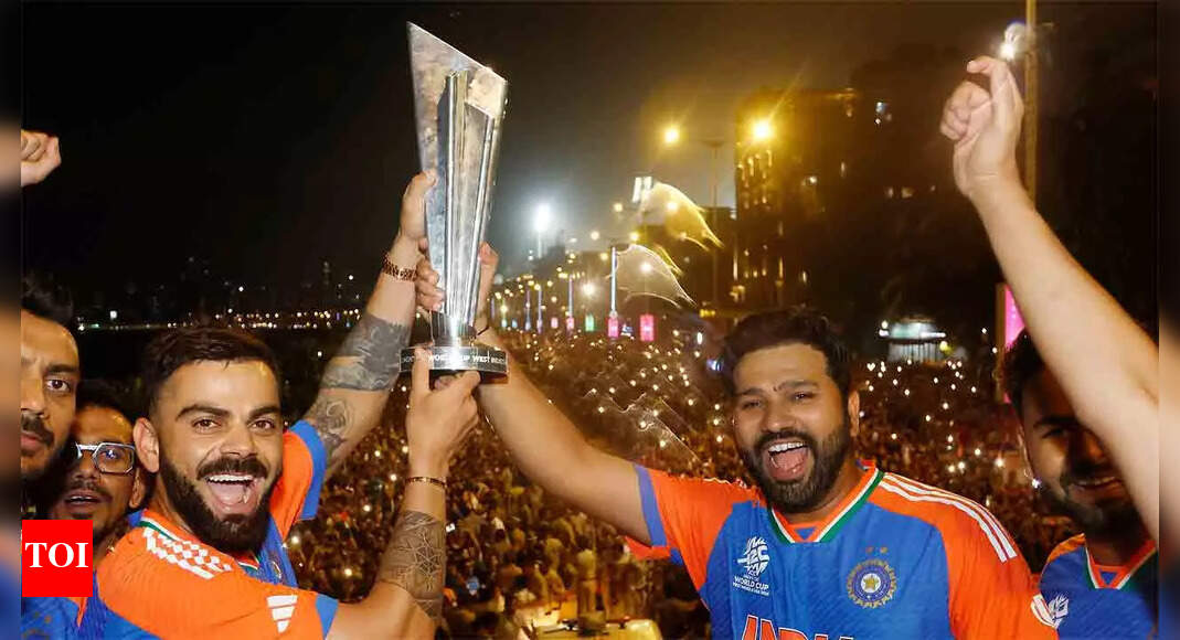 Never seen Rohit Sharma so emotional in 15 years like he was after the final: Virat Kohli ...
