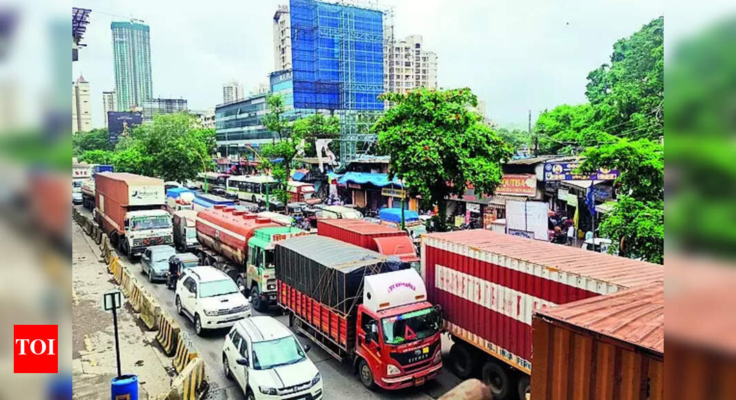 Traffic Jam: Six-hour Traffic Snarl on G'bander Road Due to Trailer ...